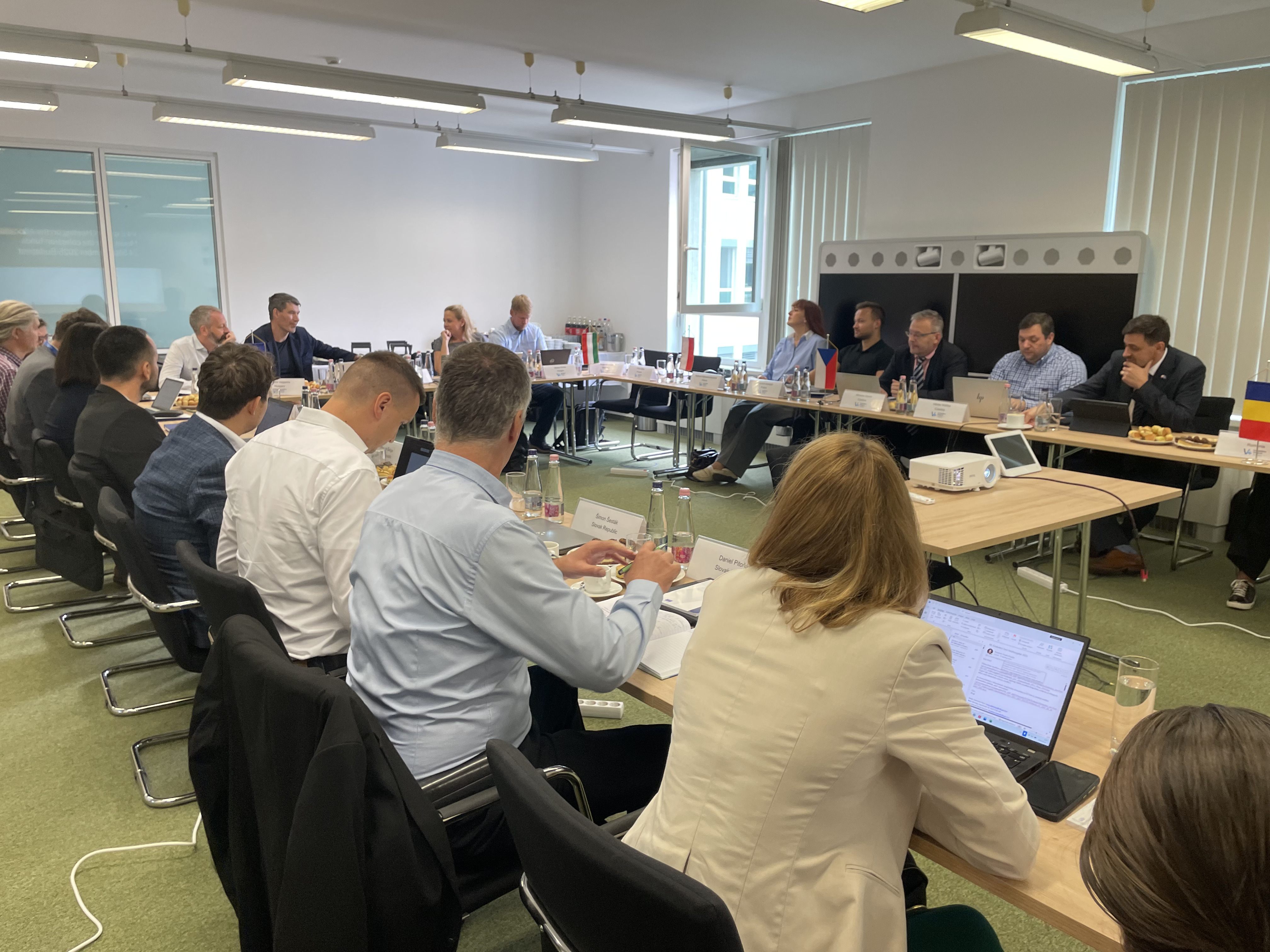 V4-es szakértői találkozó Budapesten: fókuszban a 2027 utáni kohéziós ...